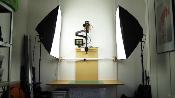 16 DIY Camera Stand Ideas For Tiktokers - All Sands