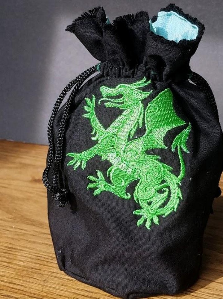 27 DIY Dice Bag Ideas And Pattern Free - All Sands