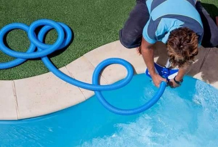9 Homemade DIY Pool Vacuum Plans - All Sands