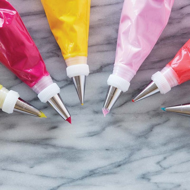 14 DIY Piping Bag Projects For Professional & Home Useage - All Sands