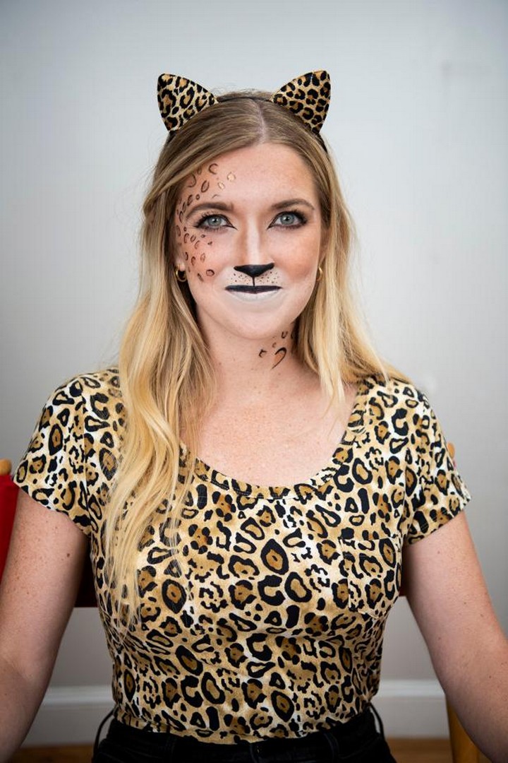 16 DIY Leopard Costume Ideas For Everyone - All Sands