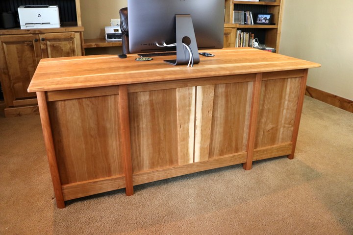 14 DIY Executive Desk Plans For Home Office - All Sands