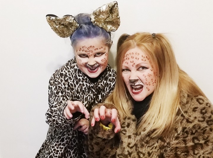 16 DIY Leopard Costume Ideas For Everyone - All Sands
